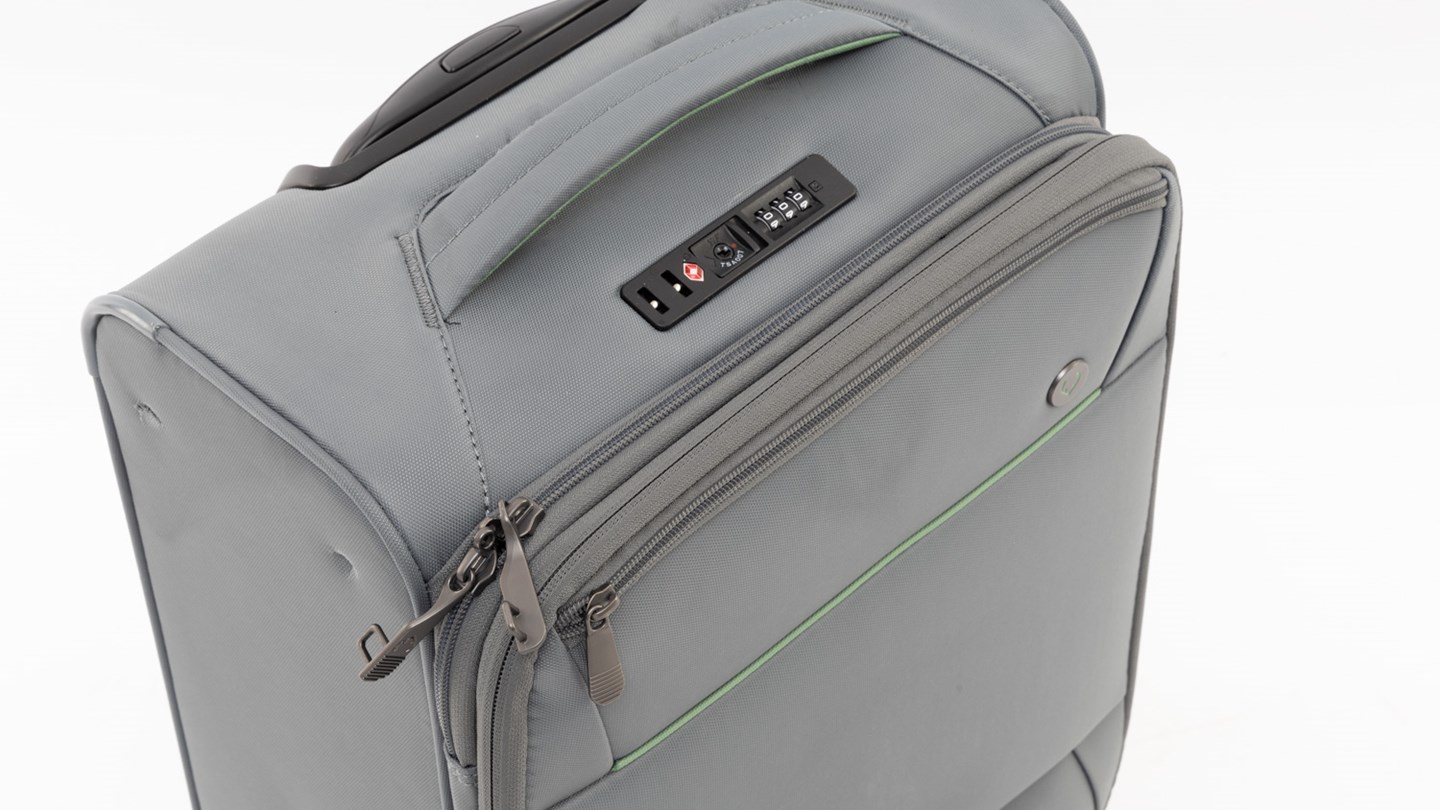 Antler Brixham Carry On Exp. 55cm Review | Luggage | CHOICE