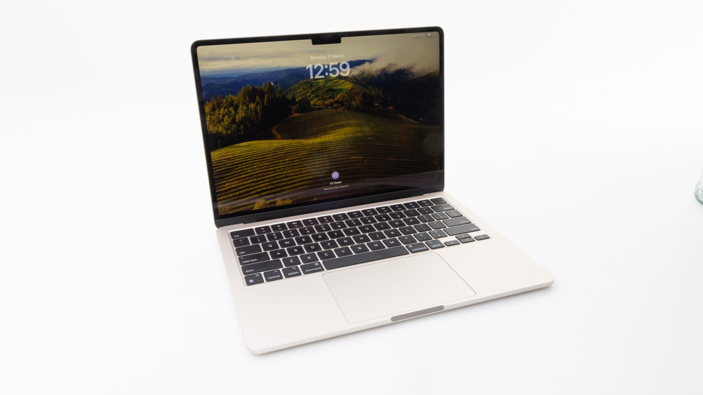 Apple 13-inch MacBook Air with Apple M3 chip (A3113) Review | Laptop ...