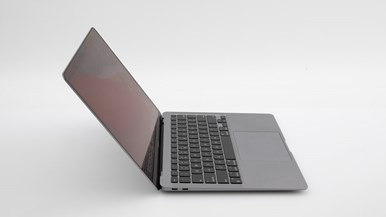 Apple MacBook Air 13-inch (A2337) review - CHOICE