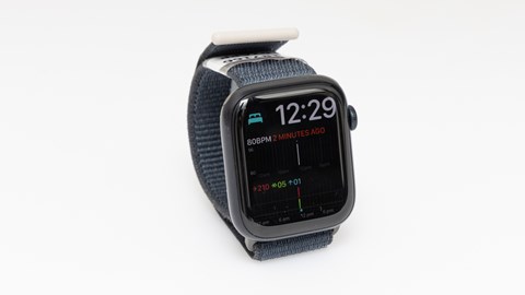 Apple Watch Ultra 2 (49mm, Trail loop band) Review | Fitness tracker ...