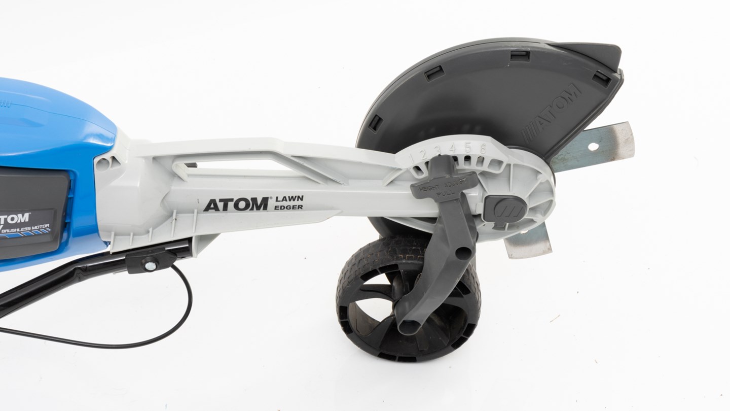 Atom 315 Battery Edger Kit Review | Lawn edger | CHOICE