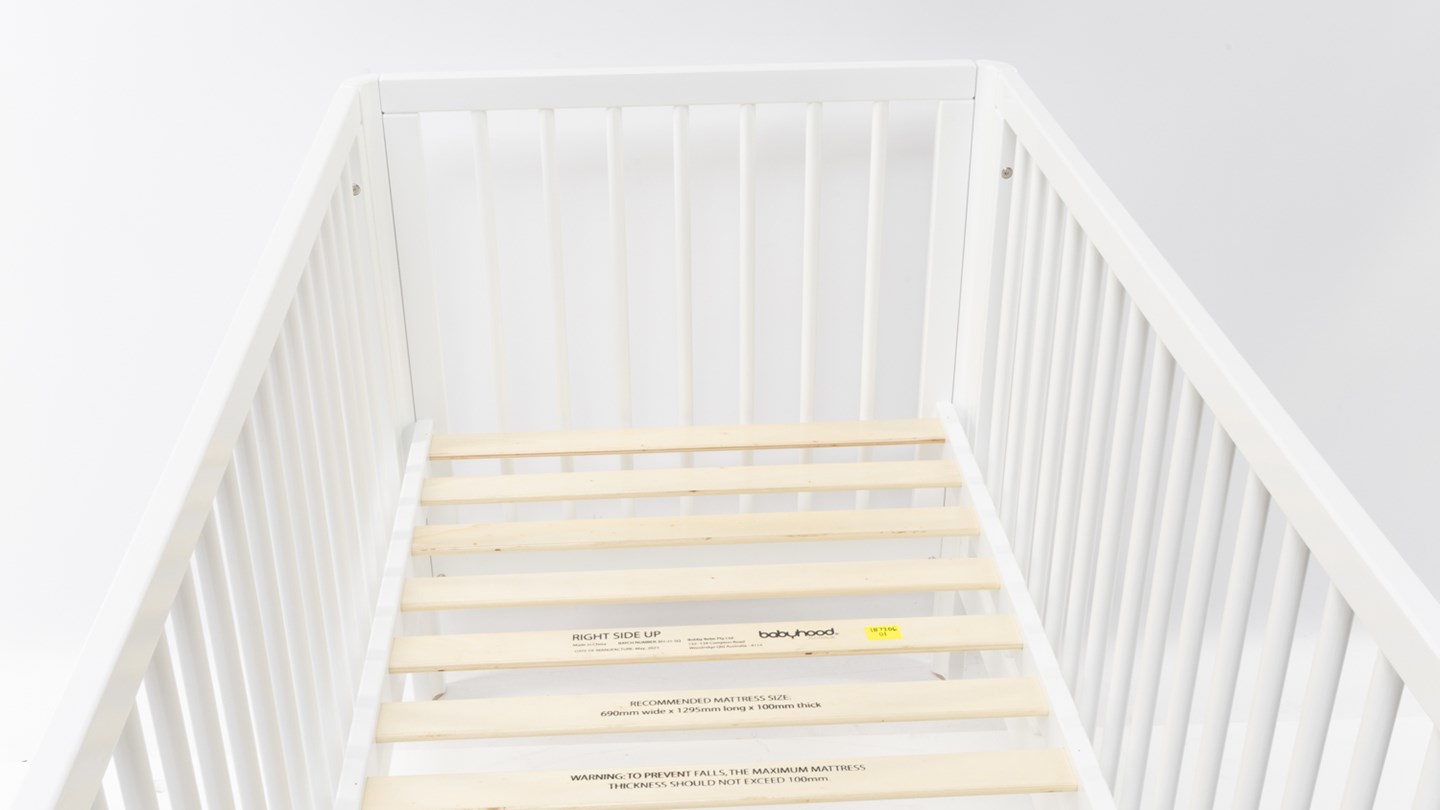 Babyhood Dune Review | Cot | CHOICE