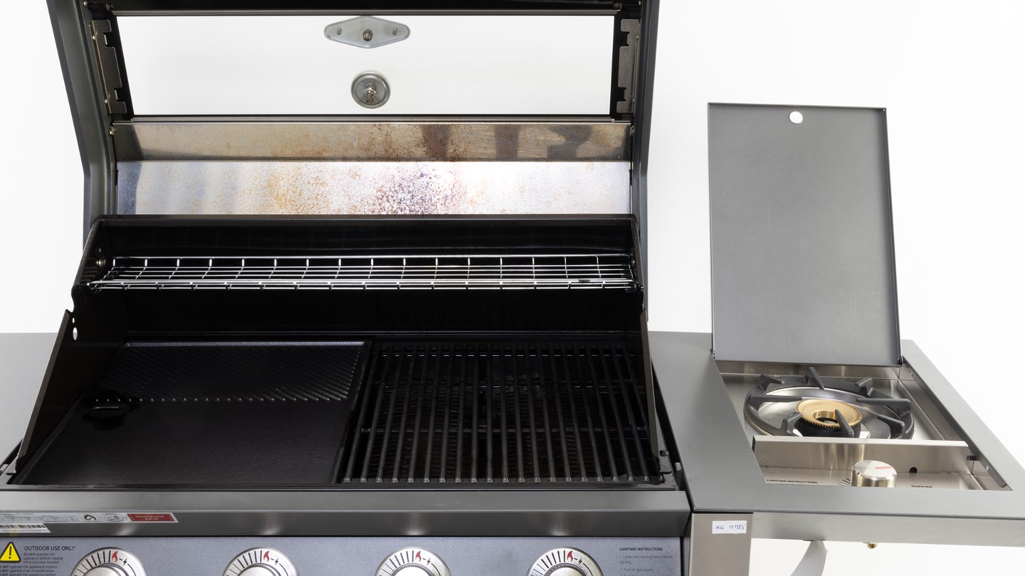 Beefeater 1600 Series Four Burner BBQ with Trolley BMG1641DA Review ...