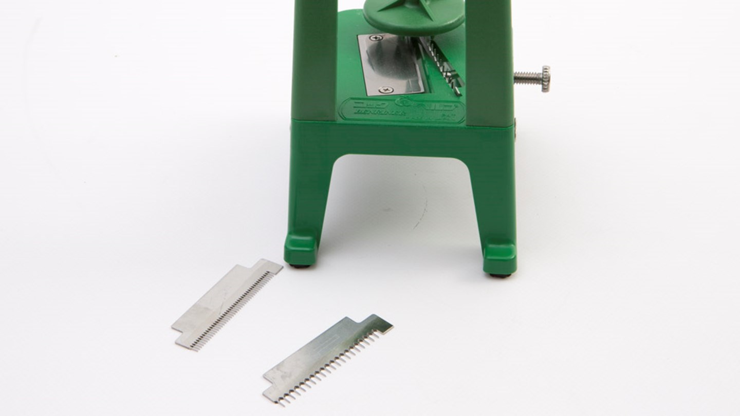 Benriner Vertical Turning Slicer Review | Spiralizer | CHOICE