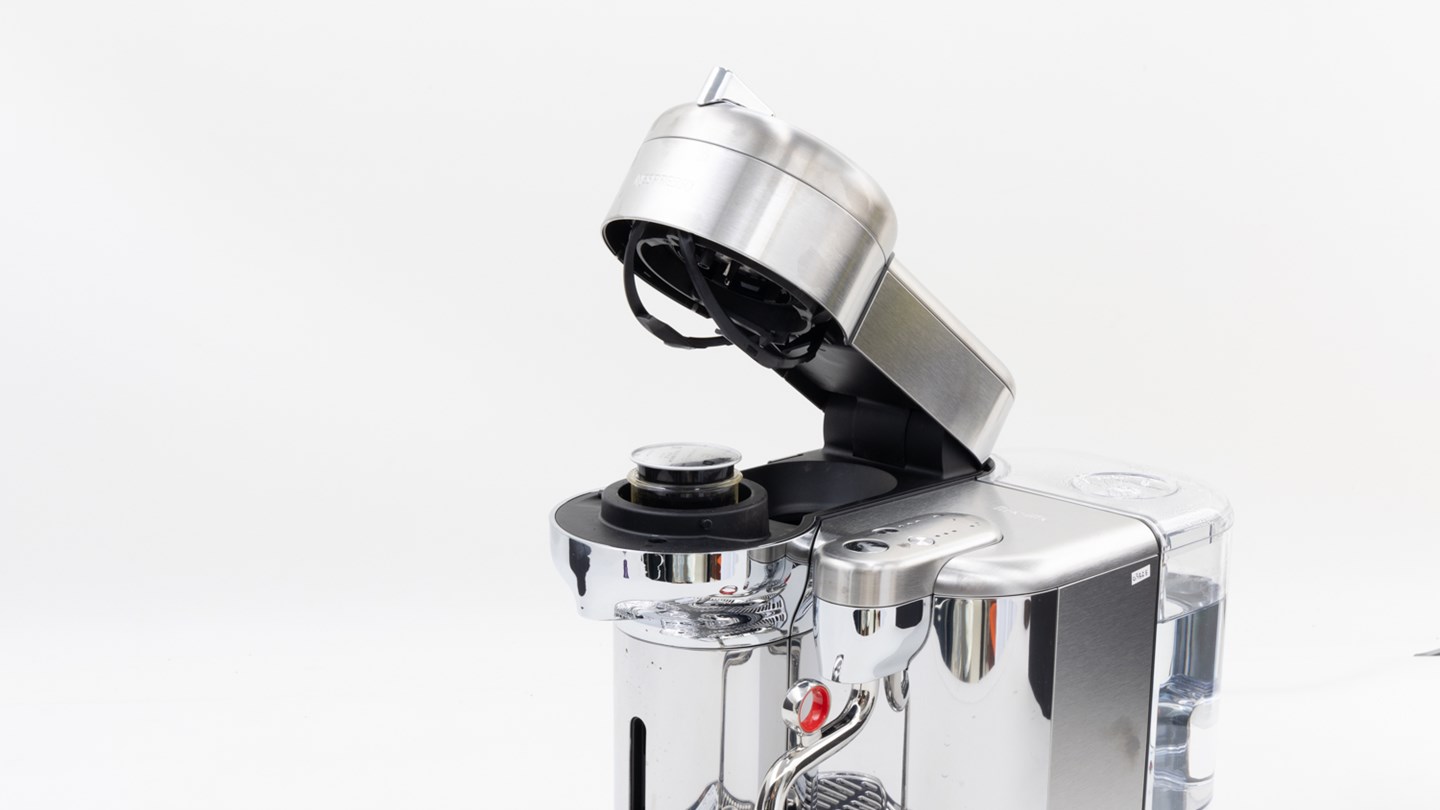 Breville Nespresso Vertuo Creatista BVE850 Review | Home espresso ...