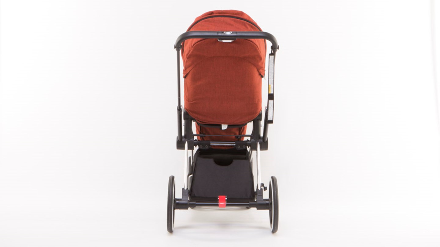 Cybex Platinum Priam Frame & Trekking Wheels and Priam Lux Seat Review ...