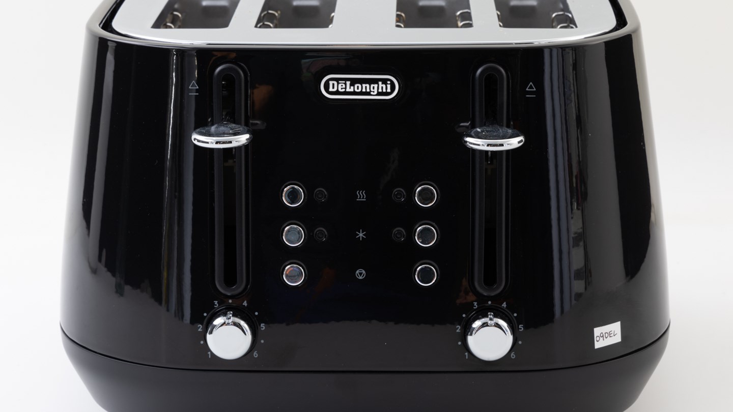 DeLonghi Eclettica 4 Slice Toaster CTY4003 Review | Toaster | CHOICE