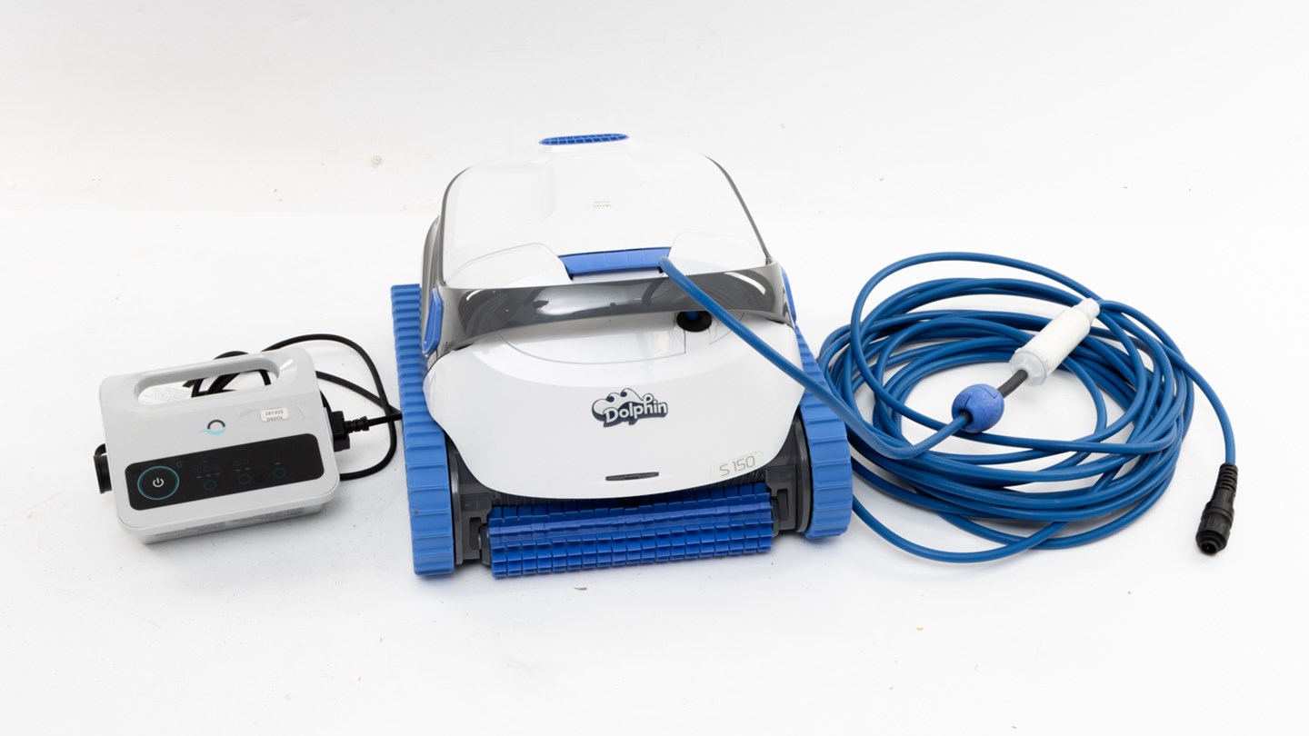 Dolphin by Maytronics S150 Review | Pool cleaner | CHOICE