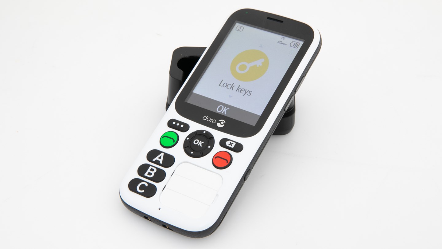 Doro 780X IUP Review | Mobile phones for seniors | CHOICE
