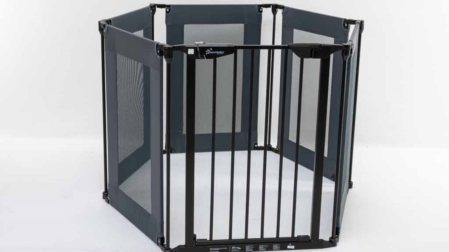 Dreambaby Brooklyn Converta Play-Pen Gate with mesh sides F2031 Review ...