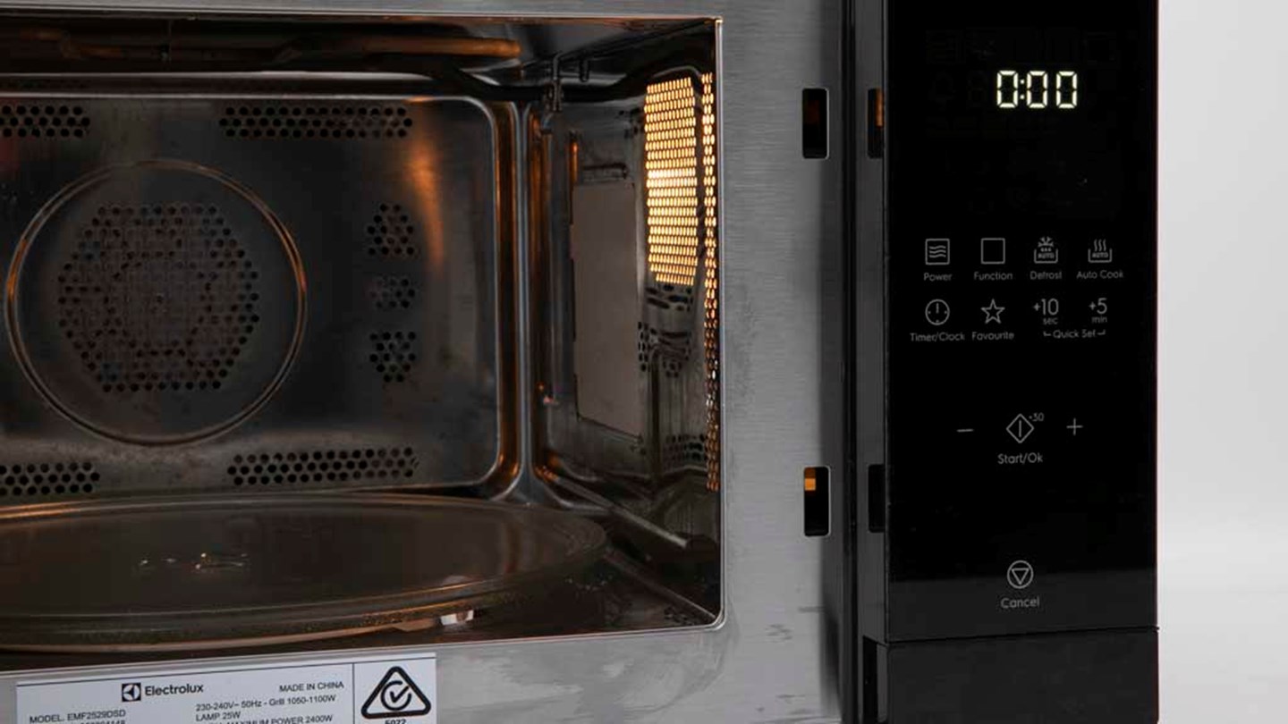 Electrolux EMF2529DSD Review | Convection microwave | CHOICE