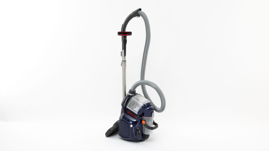 Electrolux Silent Performer Cyclonic ZSPC4302DB Review | Vacuum cleaner ...