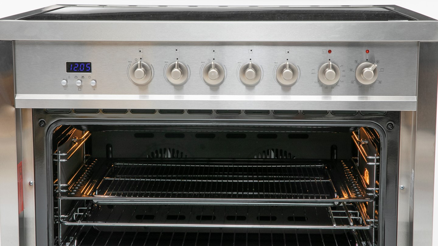 Euromaid 90cm Professional Series Freestanding Cooker FC9PS Review ...