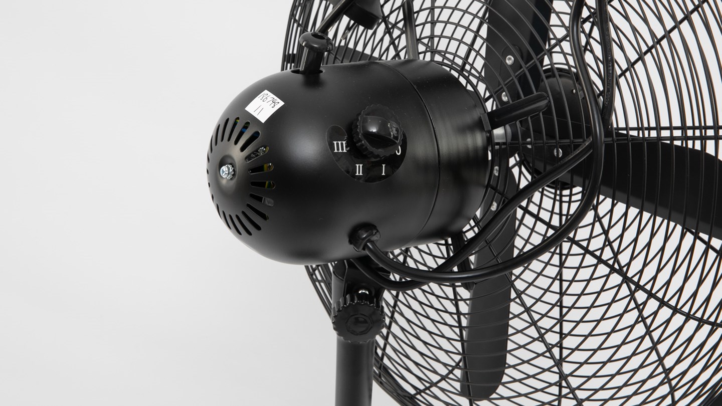 EWT 40 cm Pedestal Fan EWTPF40MBLK Review | Pedestal and tower fan | CHOICE