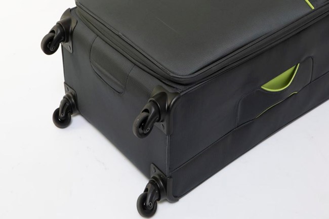 Flylite Spin Air II 83cm Soft Suitcase review - CHOICE