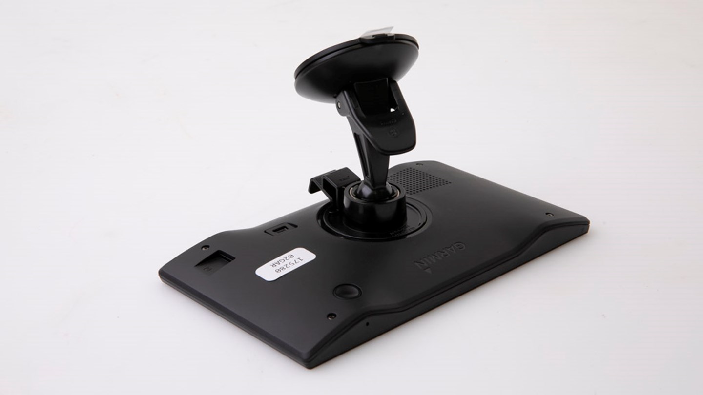 Garmin DriveSmart 65 & Live Traffic Review | Car GPS and navigation app ...