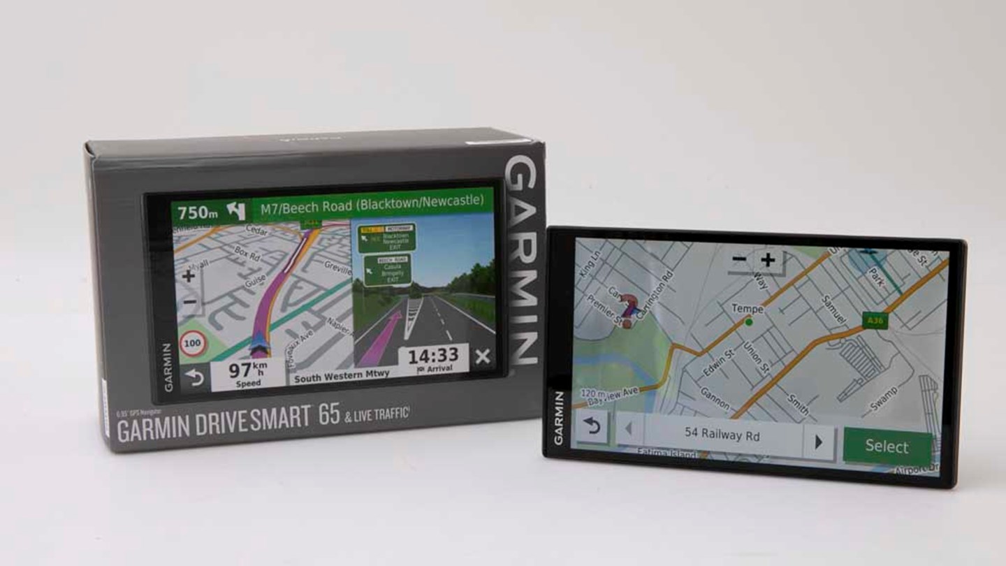 Garmin DriveSmart 65 & Live Traffic Review | Car GPS and navigation app ...