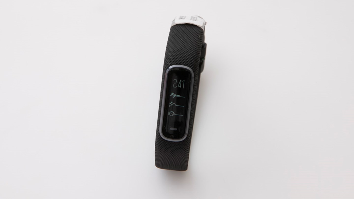 Garmin Vivofit 4 Review | Fitness tracker and smartwatch | CHOICE