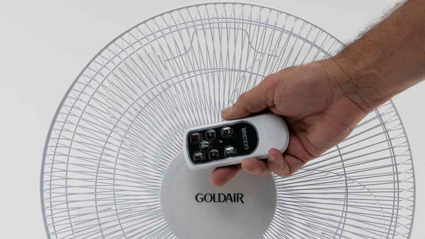 Goldair SleepSmart 40cm Pedestal Fan GCPF315 Review | Pedestal and ...
