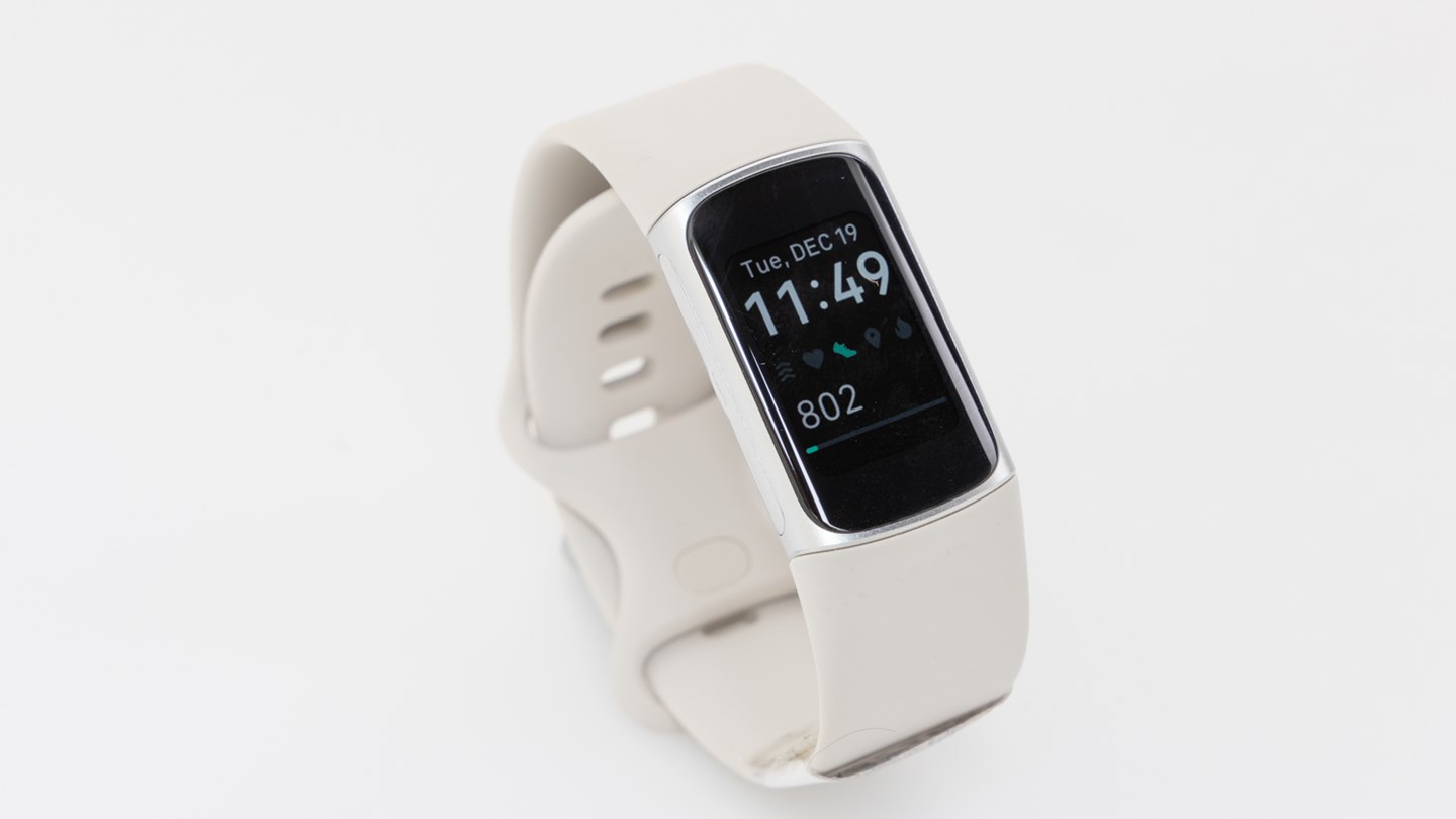 Google Fitbit Charge 6 Review | Fitness tracker and smartwatch | CHOICE