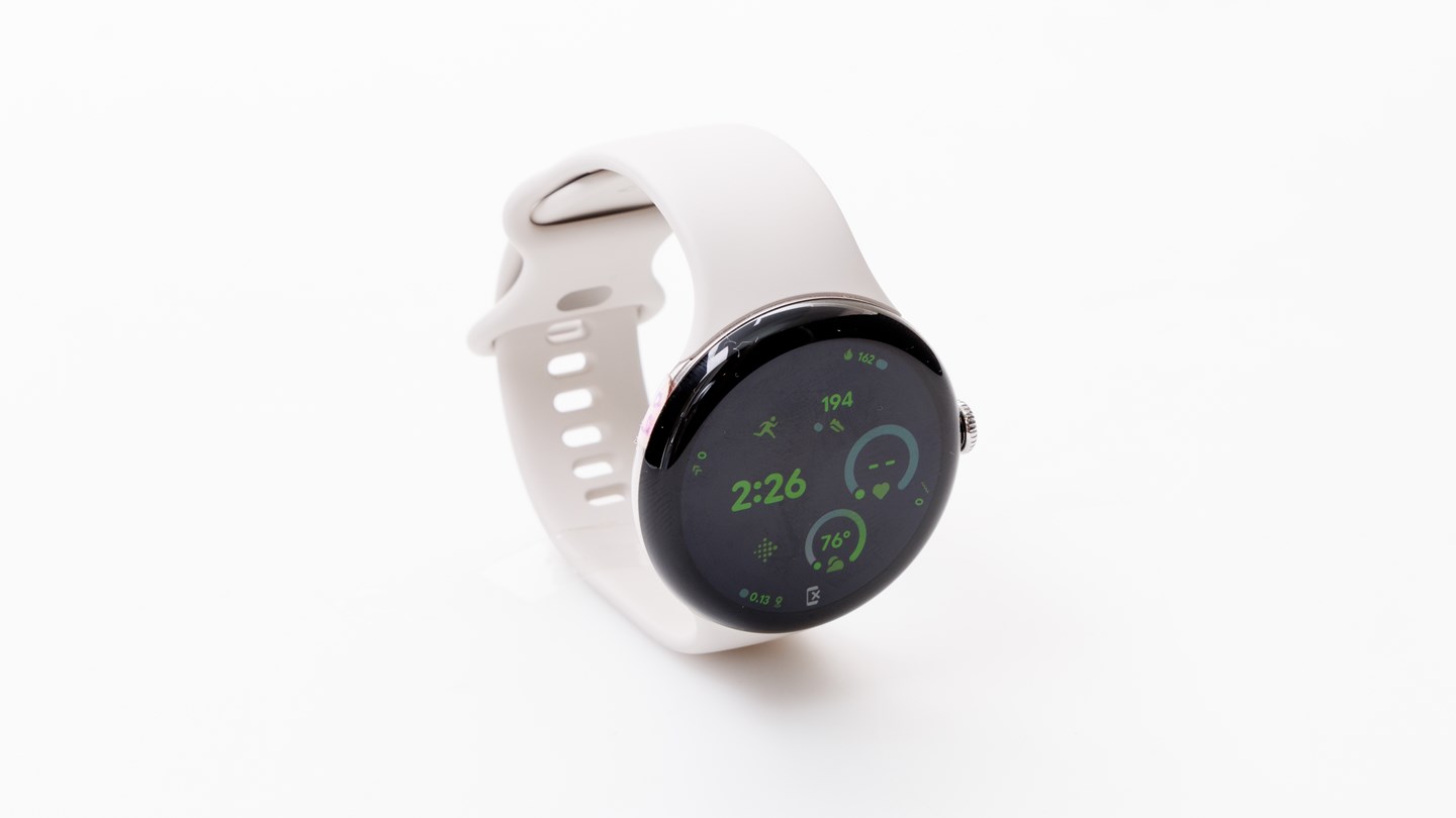 Google Pixel Watch 3 45mm LTE Review | Fitness tracker and smartwatch ...