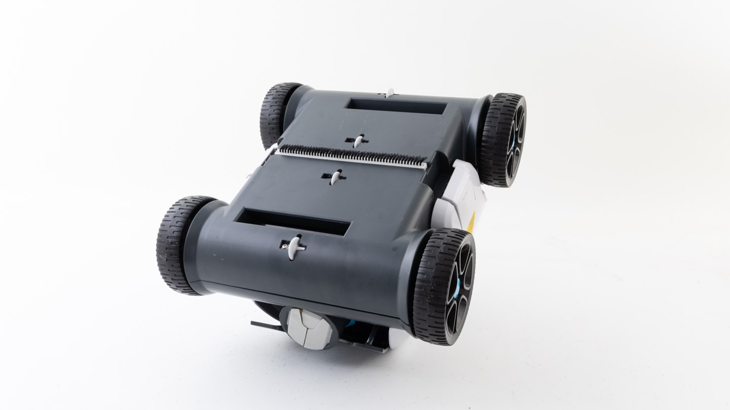Hy-Clor i2 Cordless Robot Pool Cleaner Review | Pool cleaner | CHOICE