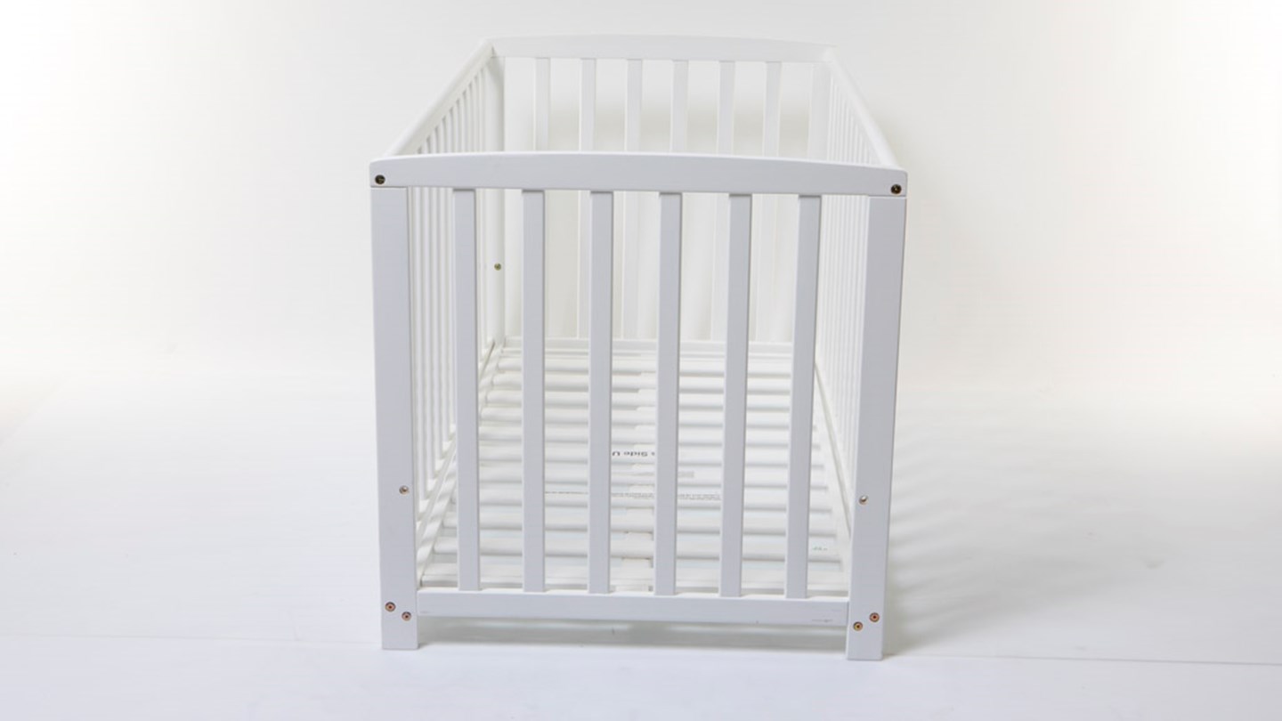 Kids&Co White Wooden Cot 42435075 Review | Cot | CHOICE