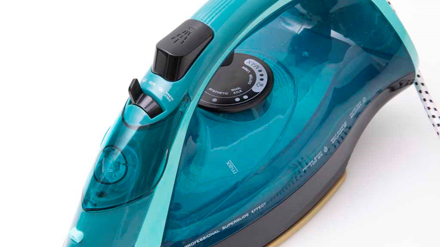 Kmart Anko 2400W steam iron - KB-932E3 Review | Steam iron | CHOICE