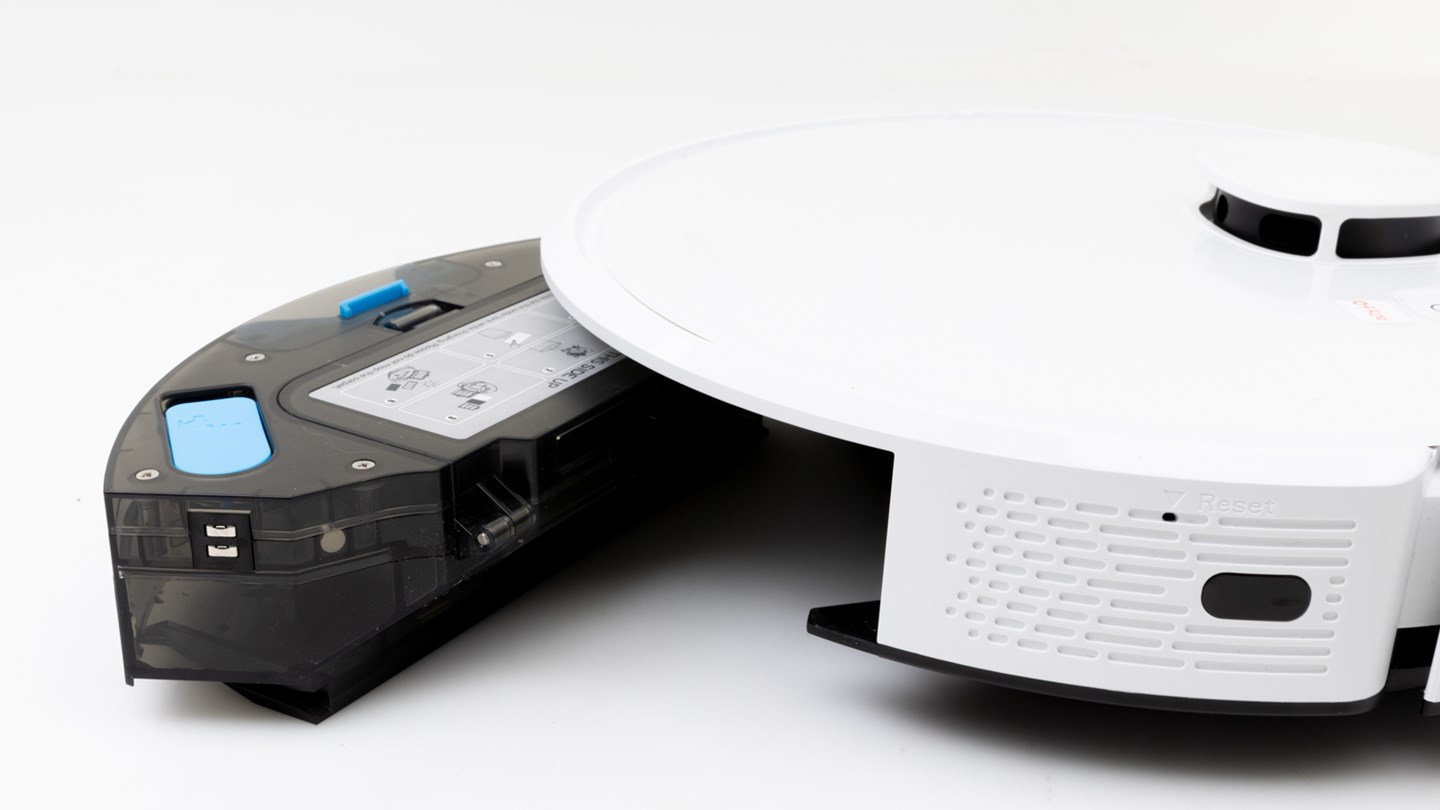 Kogan SmarterHome LX16 Robot Vacuum And Mop Review | Best robot vacuums ...