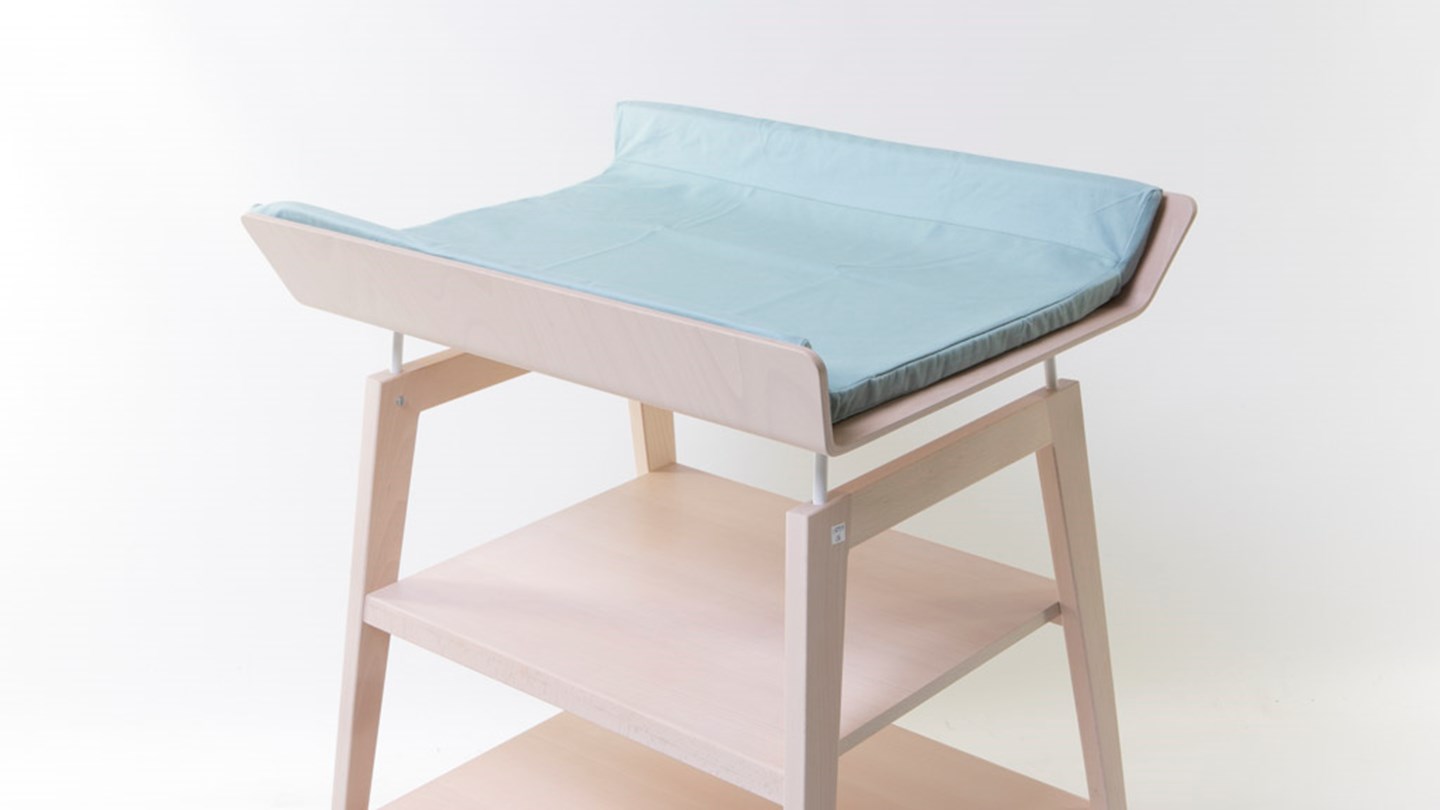 Leander Linea Changing Table Review | Change table | CHOICE