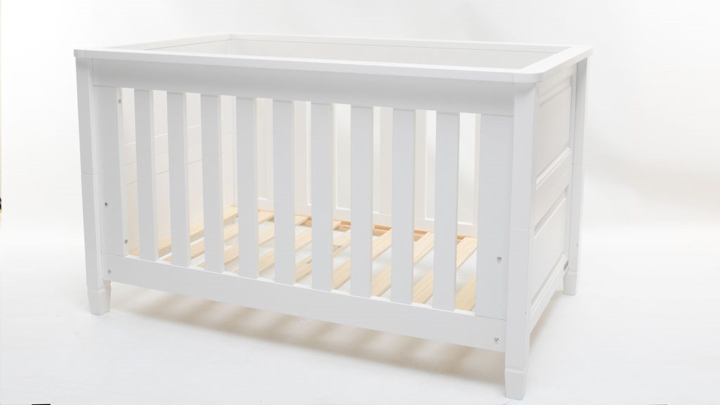 Love N Care Everly Review | Cot | CHOICE