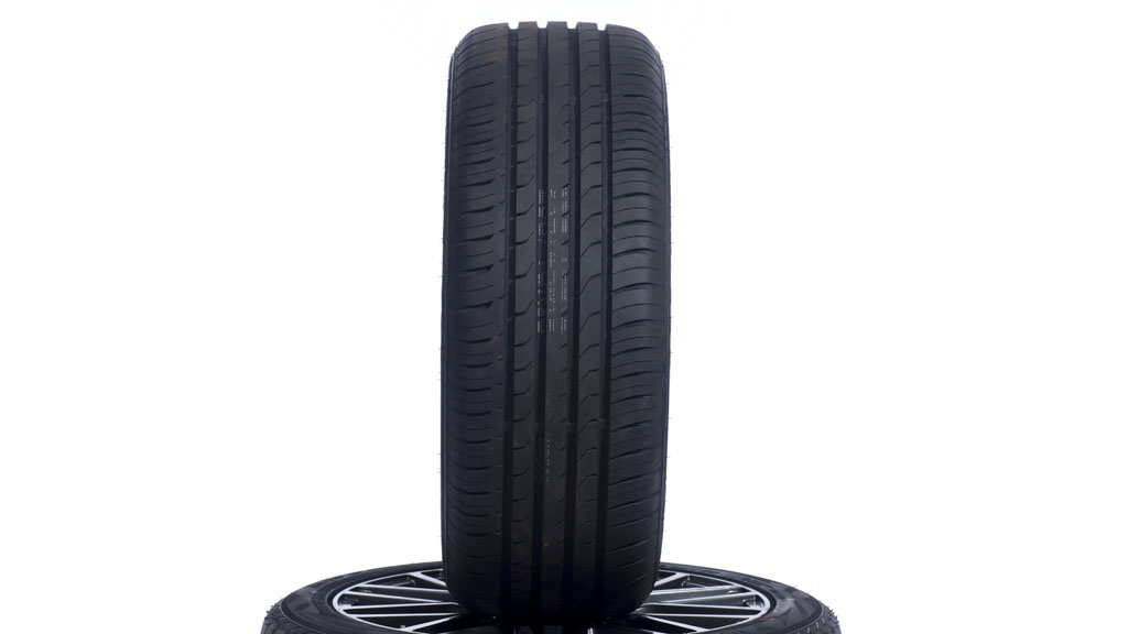 Maxxis PREMITRA 5 235/45 R18 Review | Car tyre | CHOICE