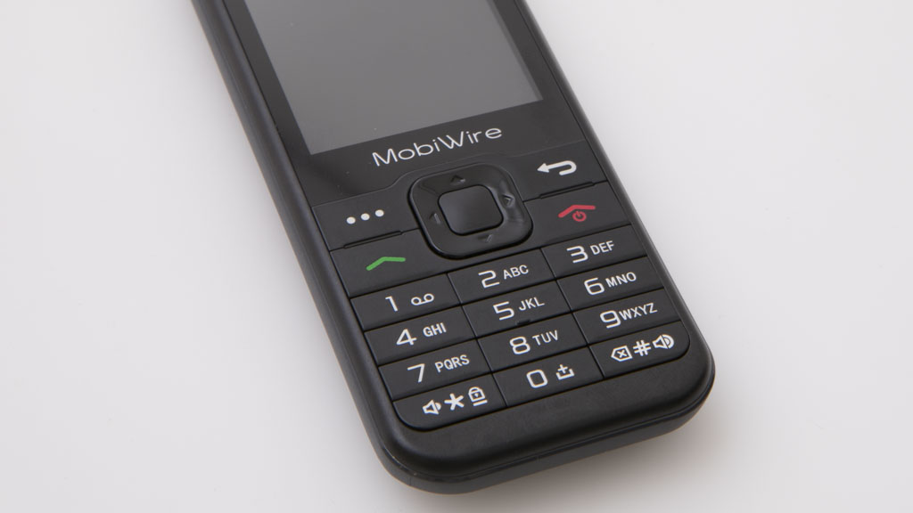 MobiWire Sakari 3G Review | Mobile phones for seniors | CHOICE