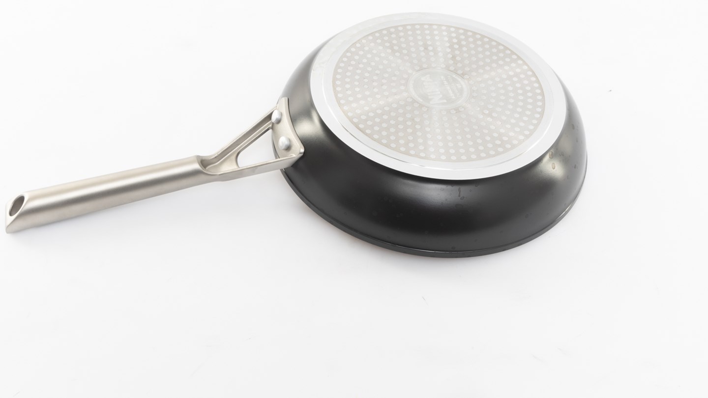Ninja Extended Life Premium Ceramic 24cm Frypan Review | Frypan | CHOICE