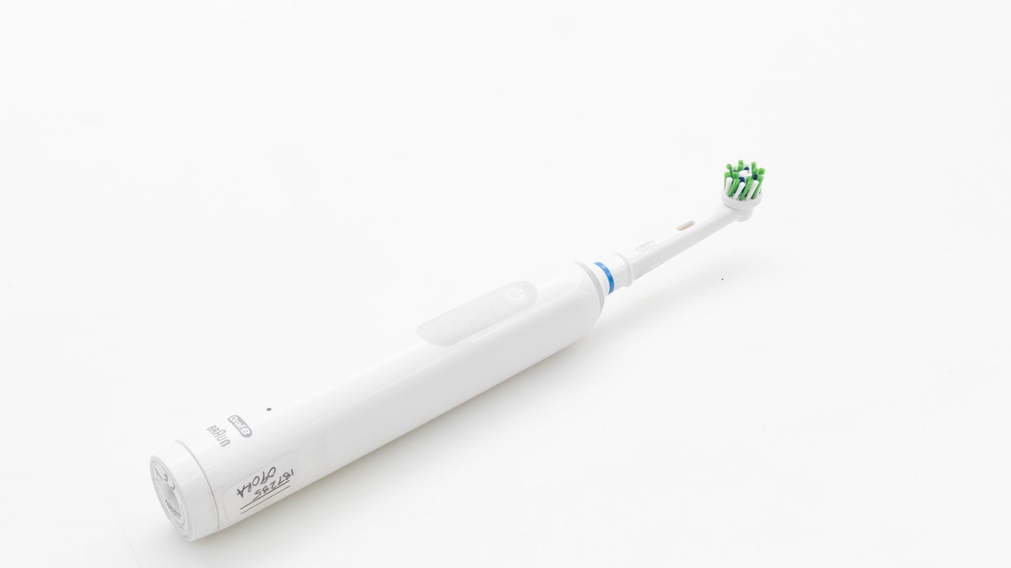 Oral-B Pro 3000 3772 Review | Electric toothbrush | CHOICE