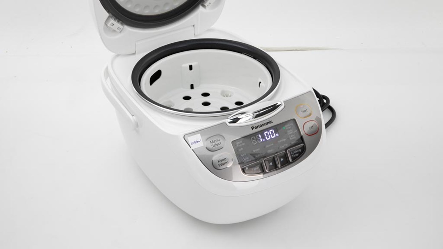 Panasonic Electronic 5.5 Cup Rice cooker/Warmer SR-CX108SST Review ...
