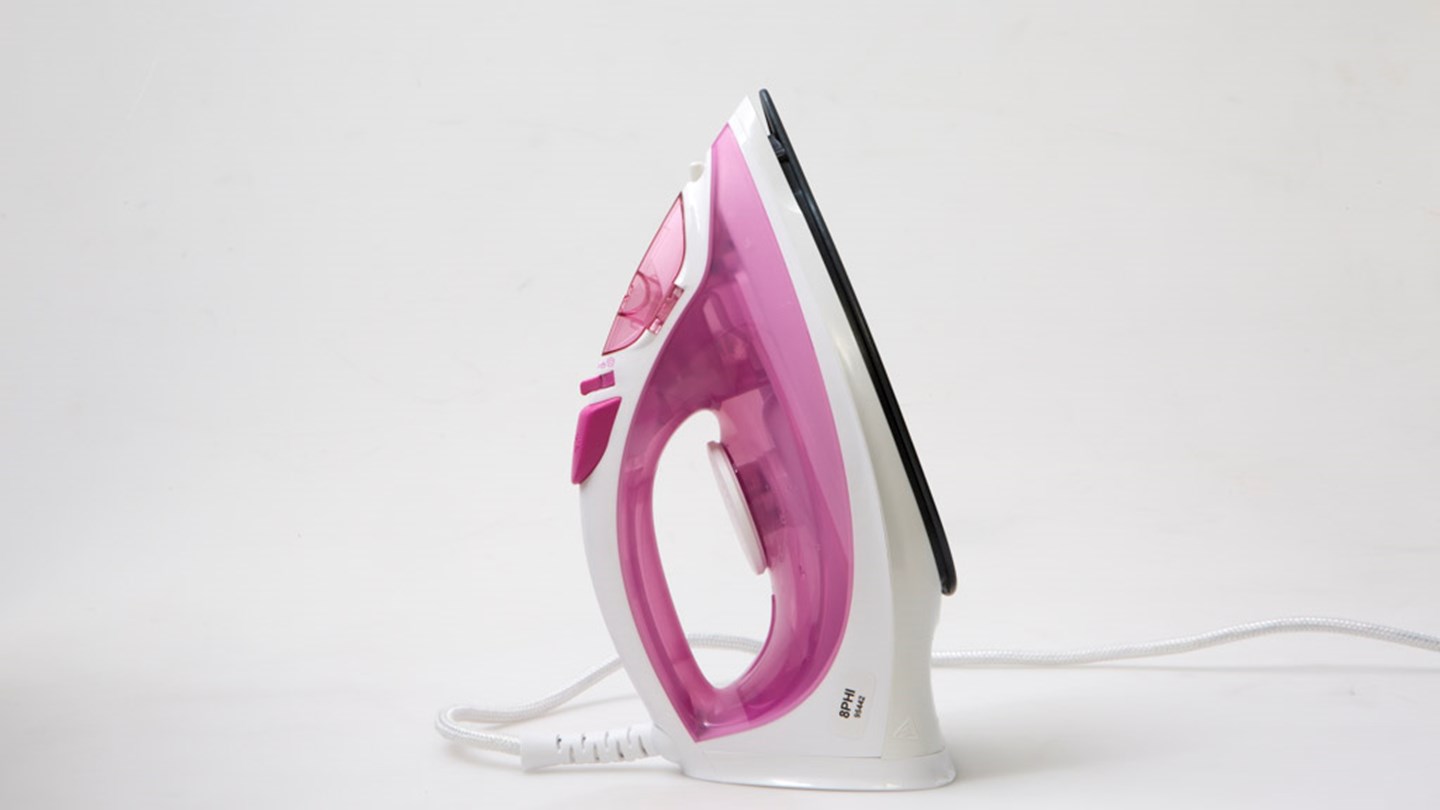 Philips Easy Speed GC1021 Review | Steam iron | CHOICE