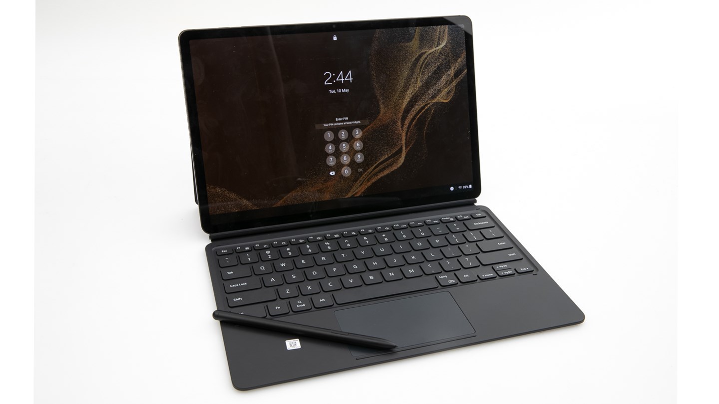 Samsung Galaxy Tab S8+ (SM-X800) with Book Cover Keyboard Review ...