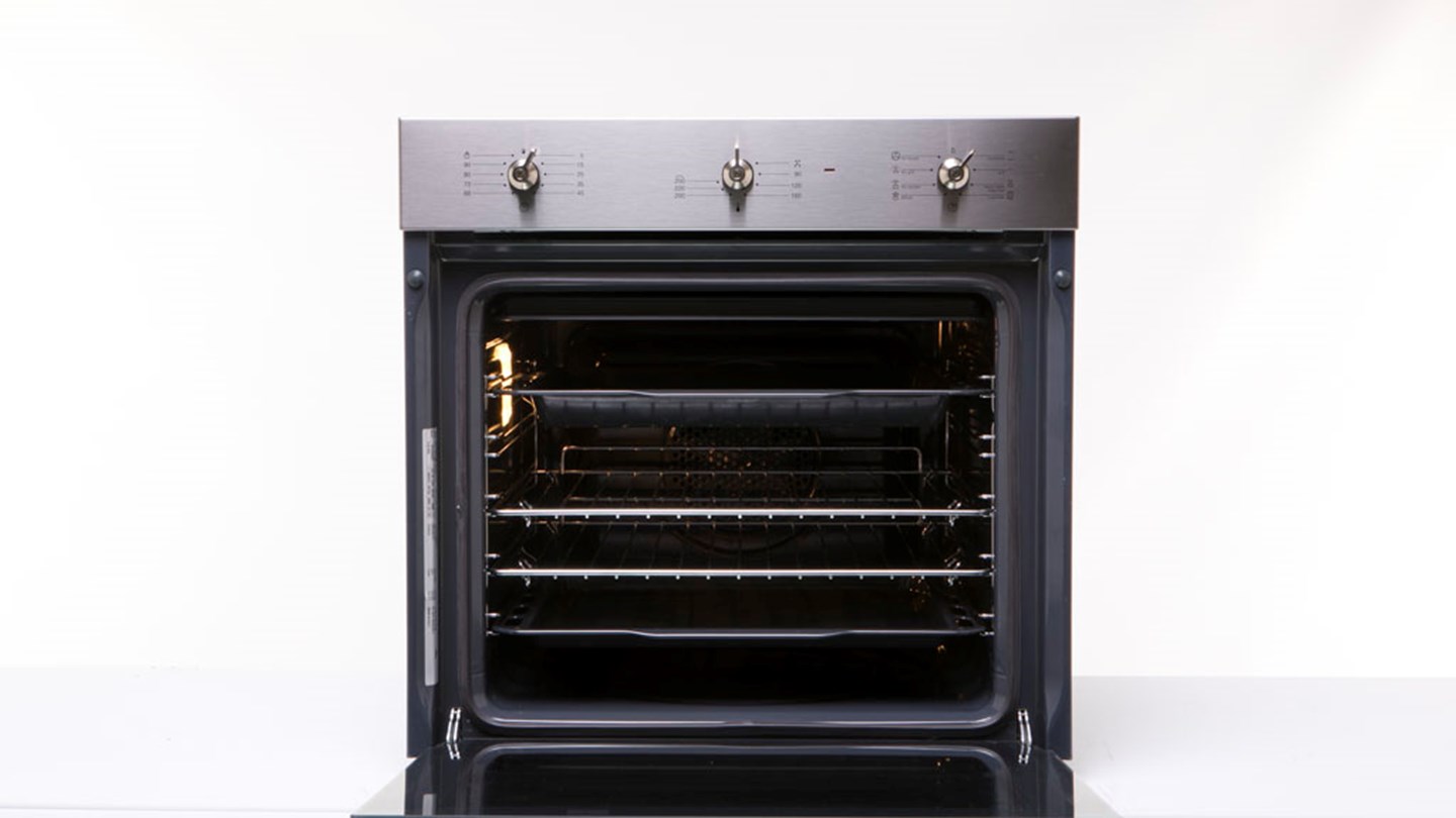 Smeg SFA6304X Review | Wall oven | CHOICE