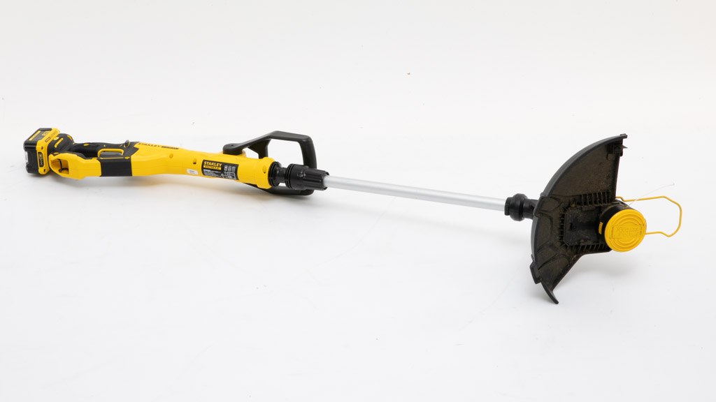 Stanley Fatmax V20 33CM Line Trimmer SFMCST933 Review | Line trimmer ...