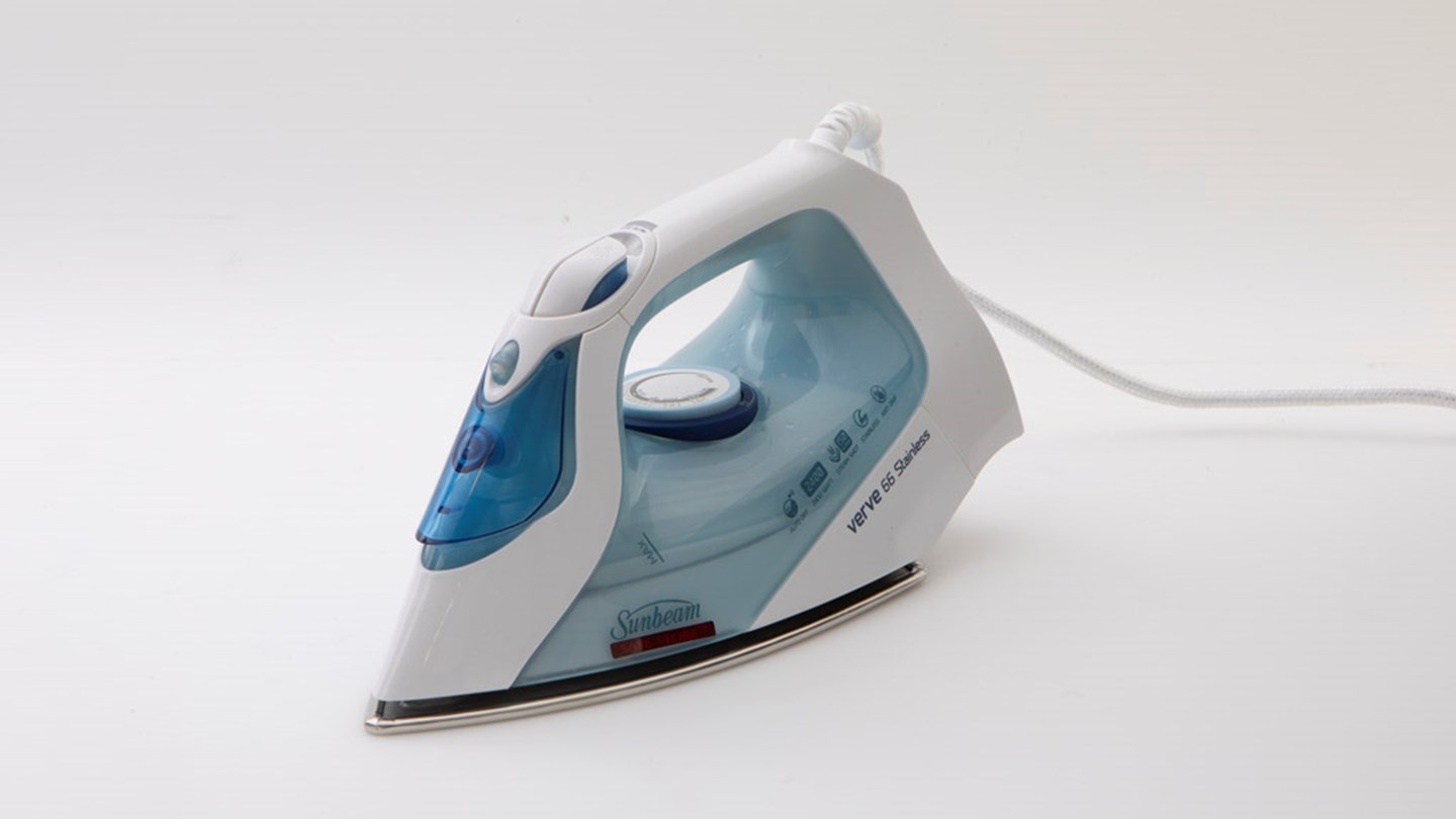 Sunbeam ProSteam Swift SR4260 Review | Steam iron | CHOICE