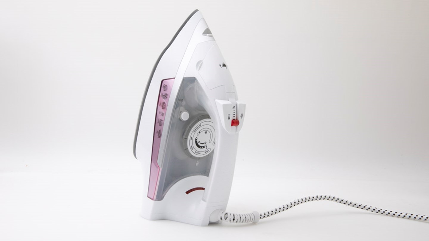 Target TARIR17 Review | Steam iron | CHOICE