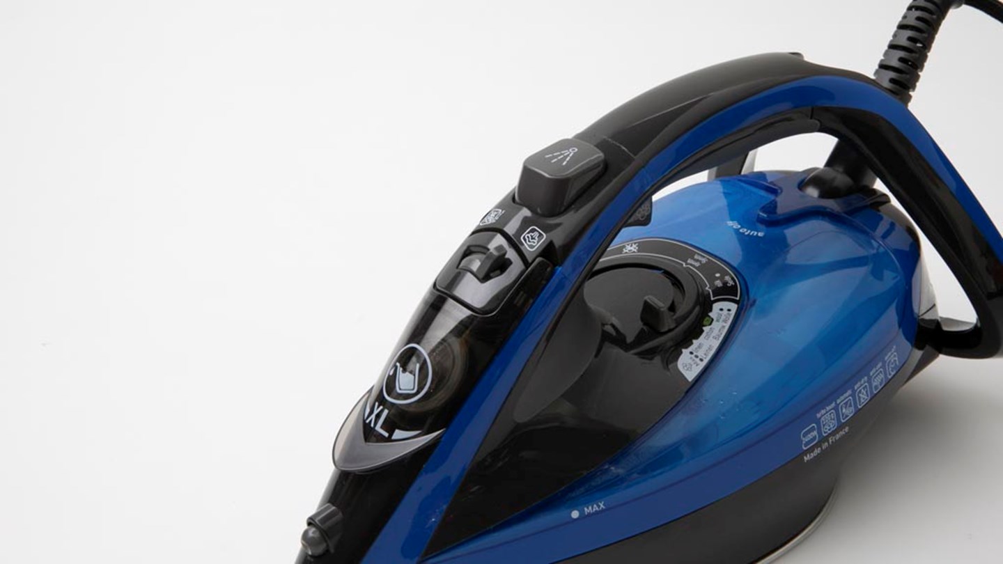 Tefal Turbo Pro Anti-Calc FV5648 Review | Steam iron | CHOICE