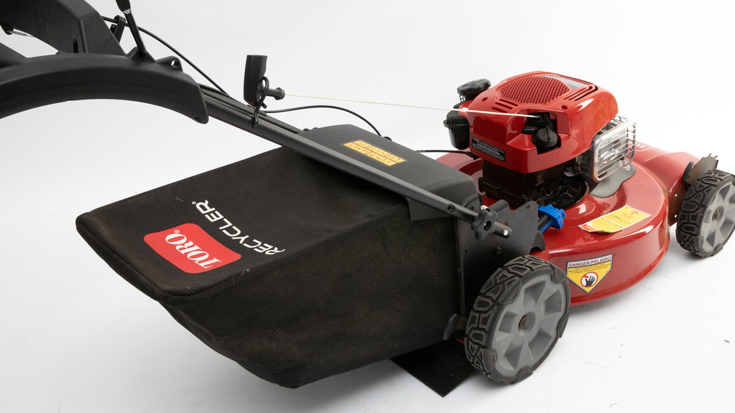 Toro 22" Recycler Personal Pace Auto-Drive Mower 21462 Review | Petrol ...