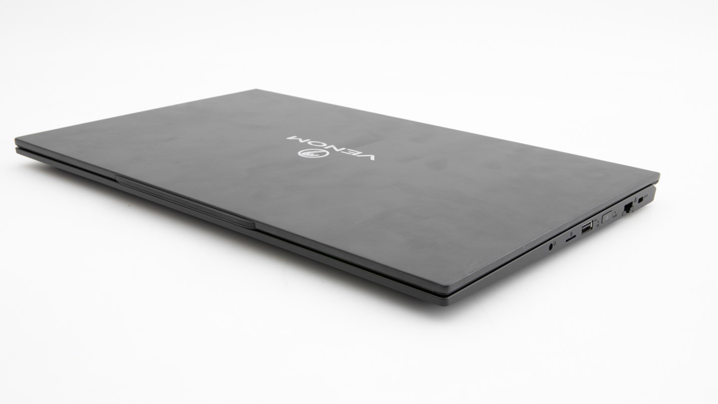 Venom BlackBook Zero 17 Phantom (Z260XX) Review | Laptop and tablet ...