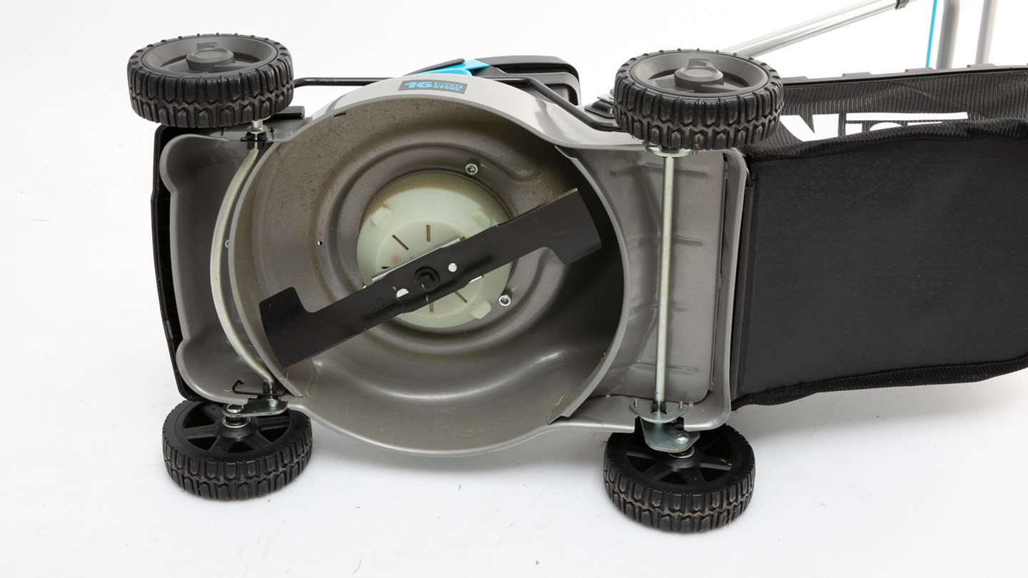 Victa 16" Twin Powercut 18V 900W Kit 2691856 Review | Battery lawnmower ...
