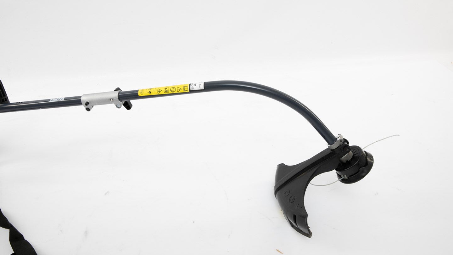 Victa 1697383 Swift-Start Bent Shaft Trimmer Review | Line trimmer | CHOICE