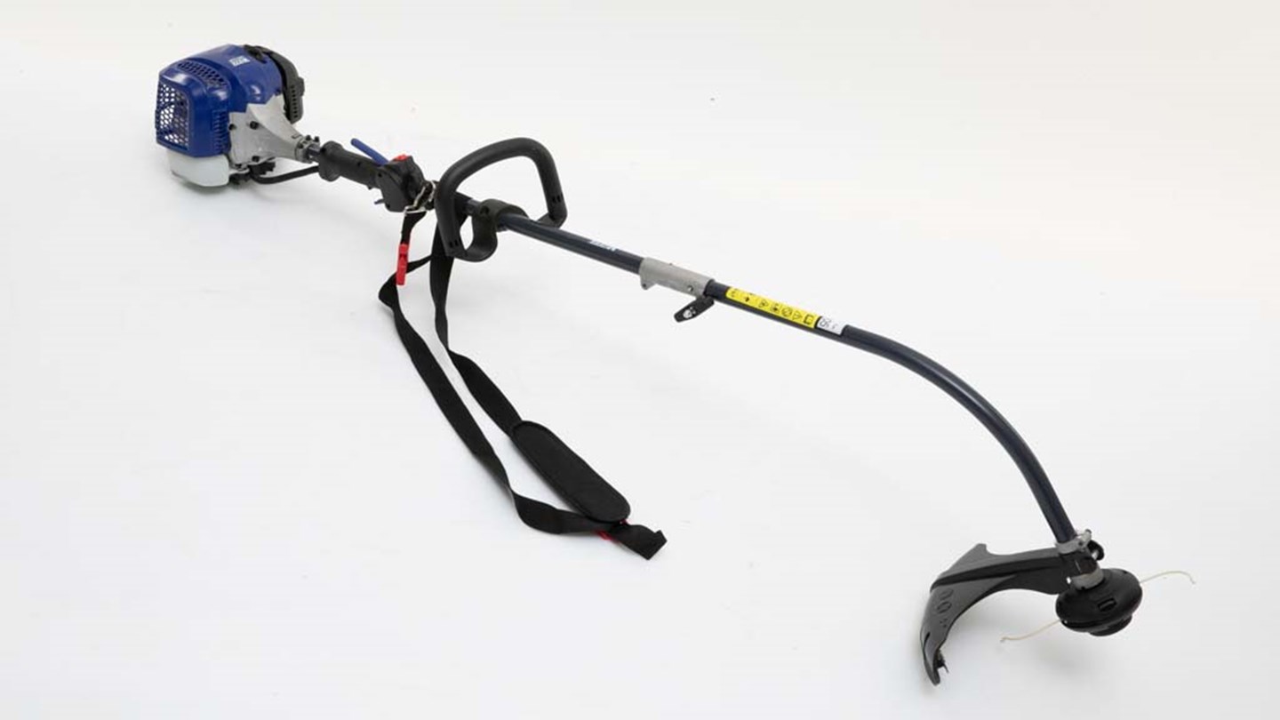 Victa 883225 Swift-Start Bent Shaft Trimmer Review | Line trimmer | CHOICE